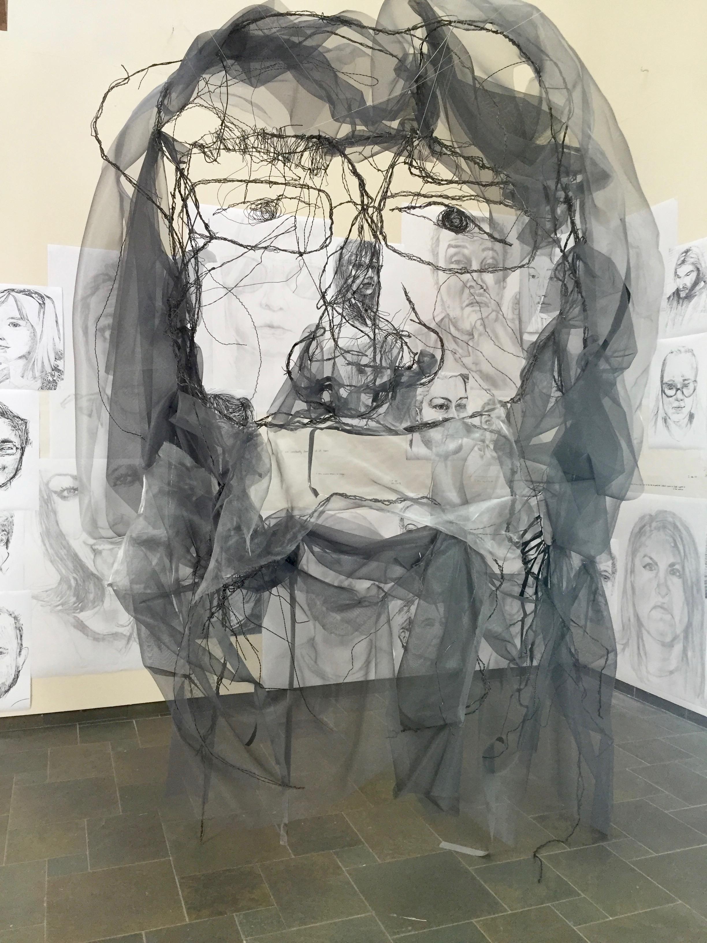 Zeitgeist – drawing into space